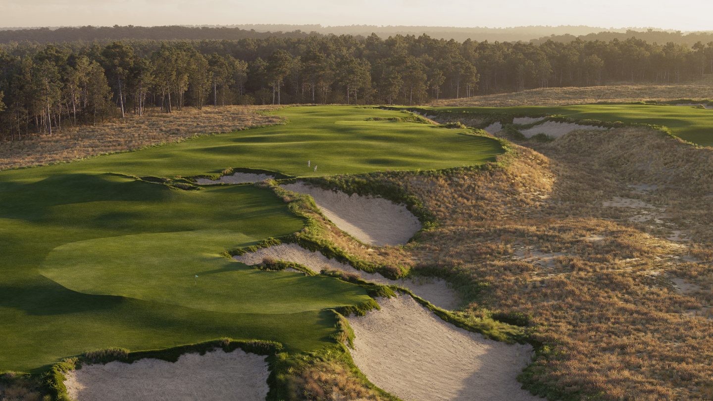 21 Golf Club - Golf Course Animation - Harris Kalinka